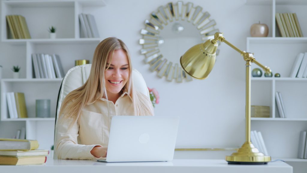 Get Paid to Be an Online Friend with FriendPC - My Family Home